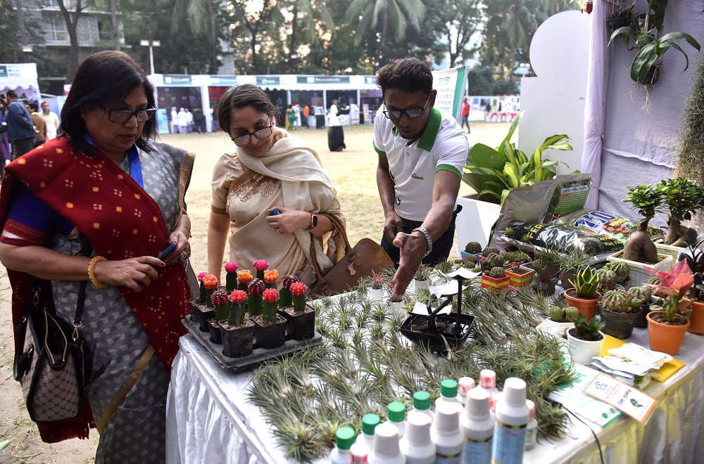 ধানমণ্ডি সোসাইটির উদ্যোগে বিজয় মেলা