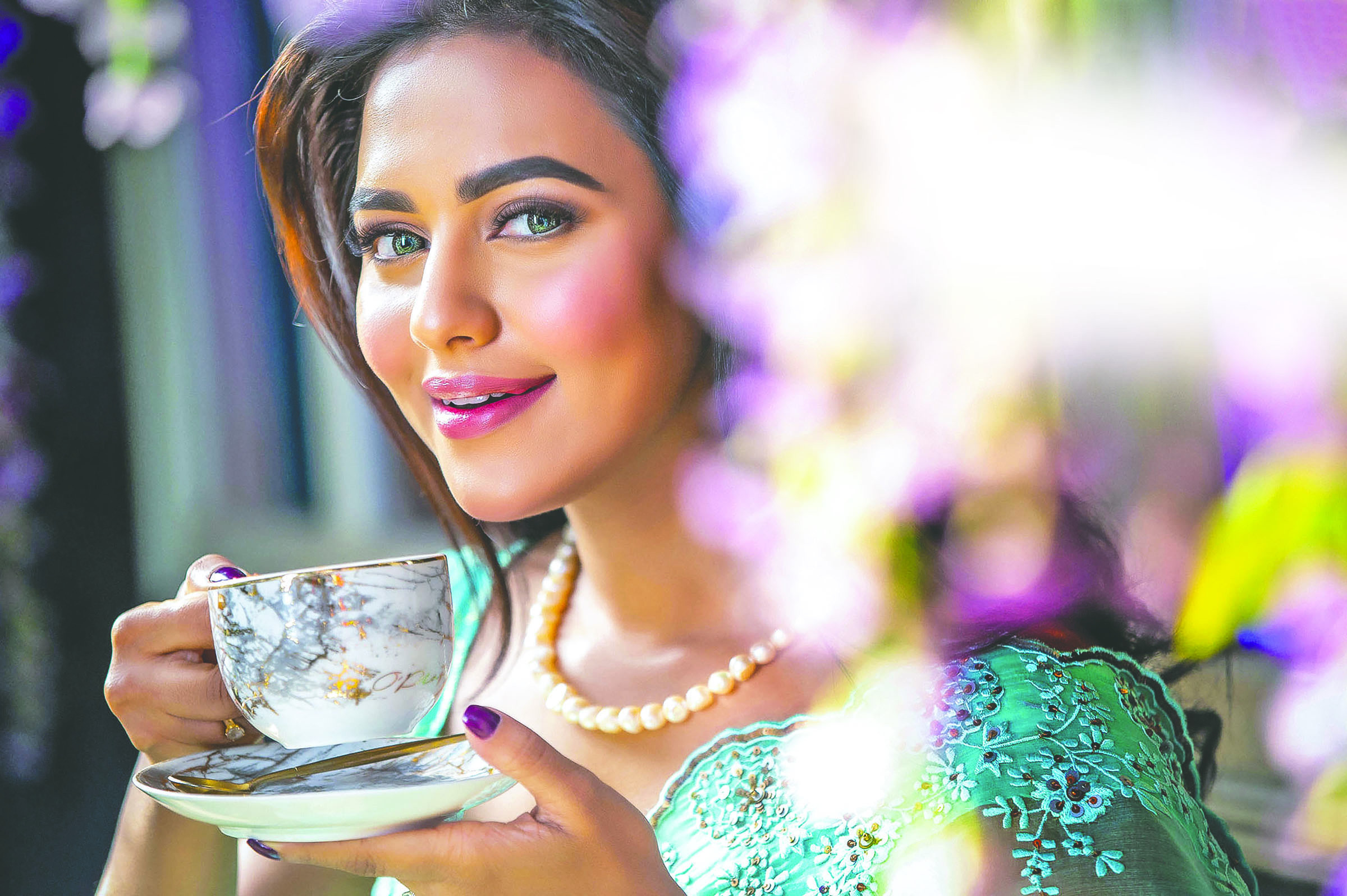 নান্দনিক কফি মগ