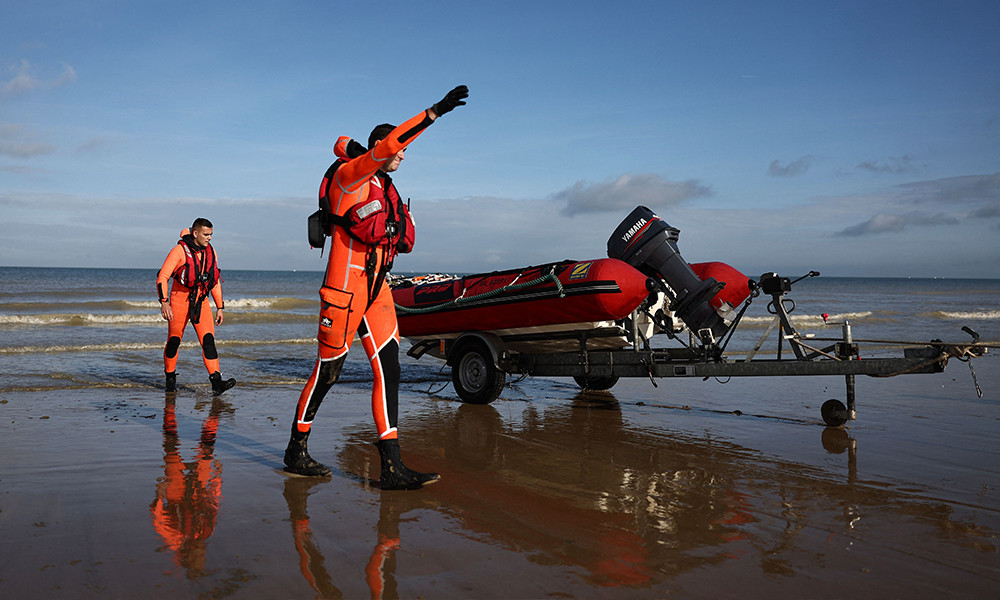 অনিয়মিত অভিবাসন নিয়ন্ত্রণে ইতালির পথে যুক্তরাজ্য?