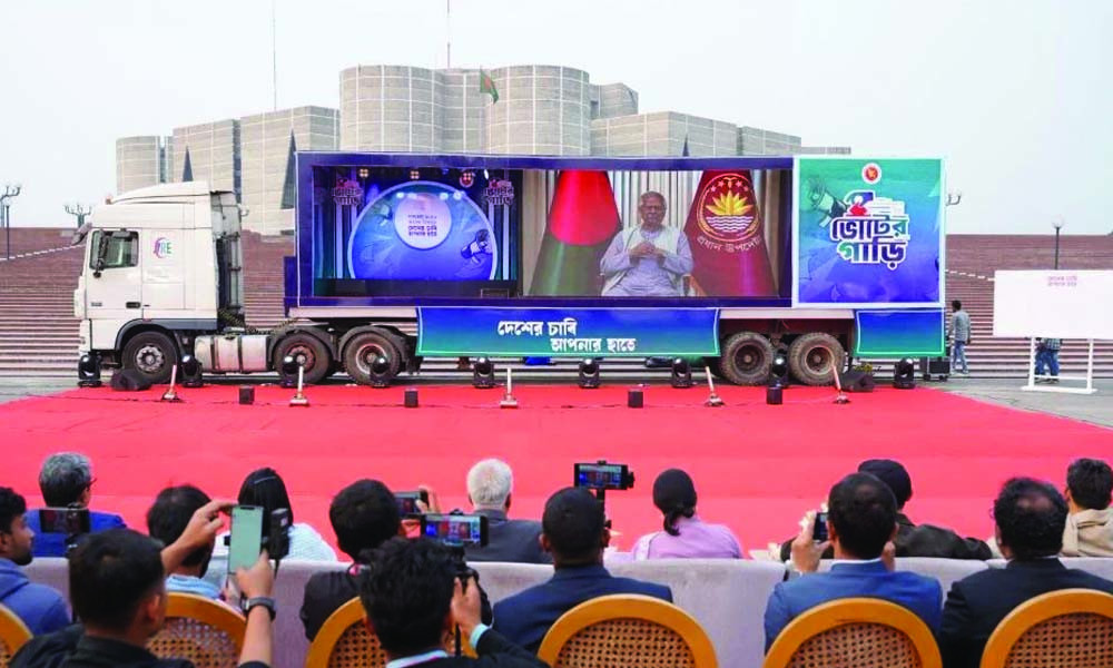 হাদিকে গুলি : প্রধান সন্দেহভাজন মাসুদের স্ত্রী–শ্যালকসহ আটক ৩