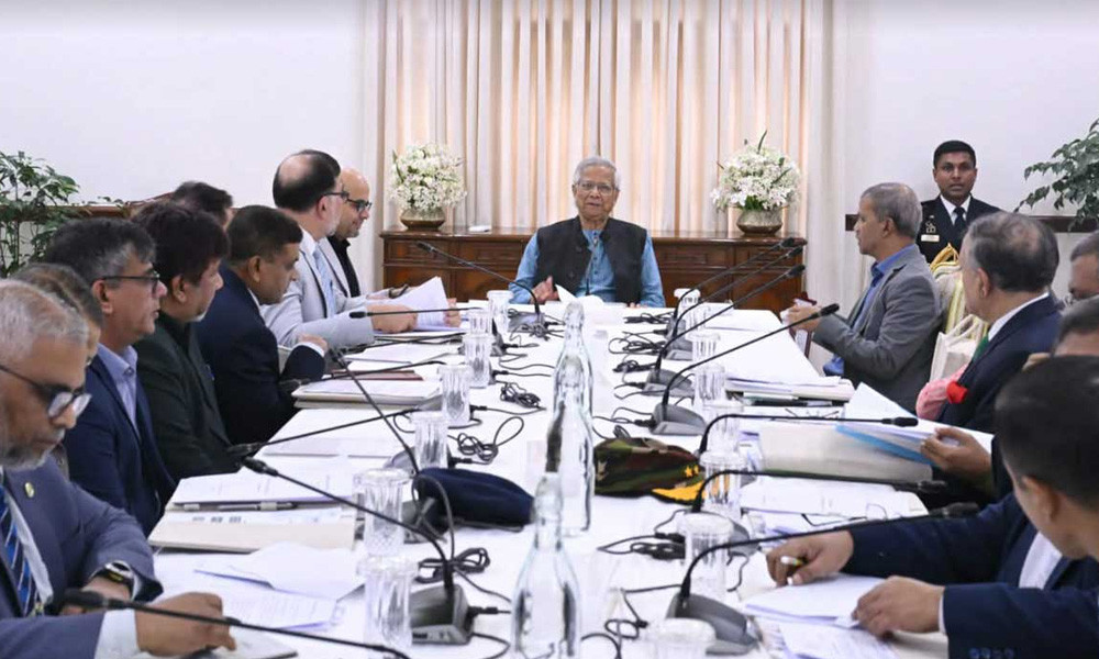 সারা দেশে সব ধরনের যাত্রীবাহী নৌযান চলাচল বন্ধ